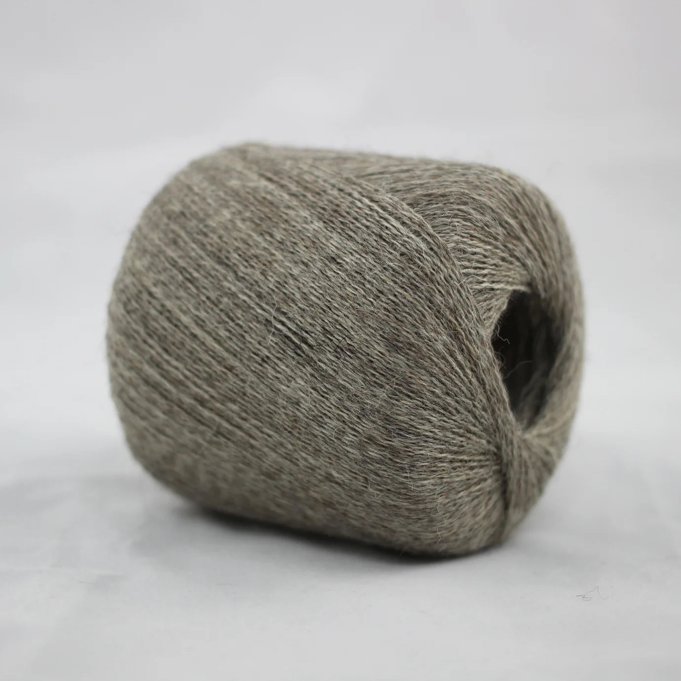 2ply Supreme Lace Light Grey